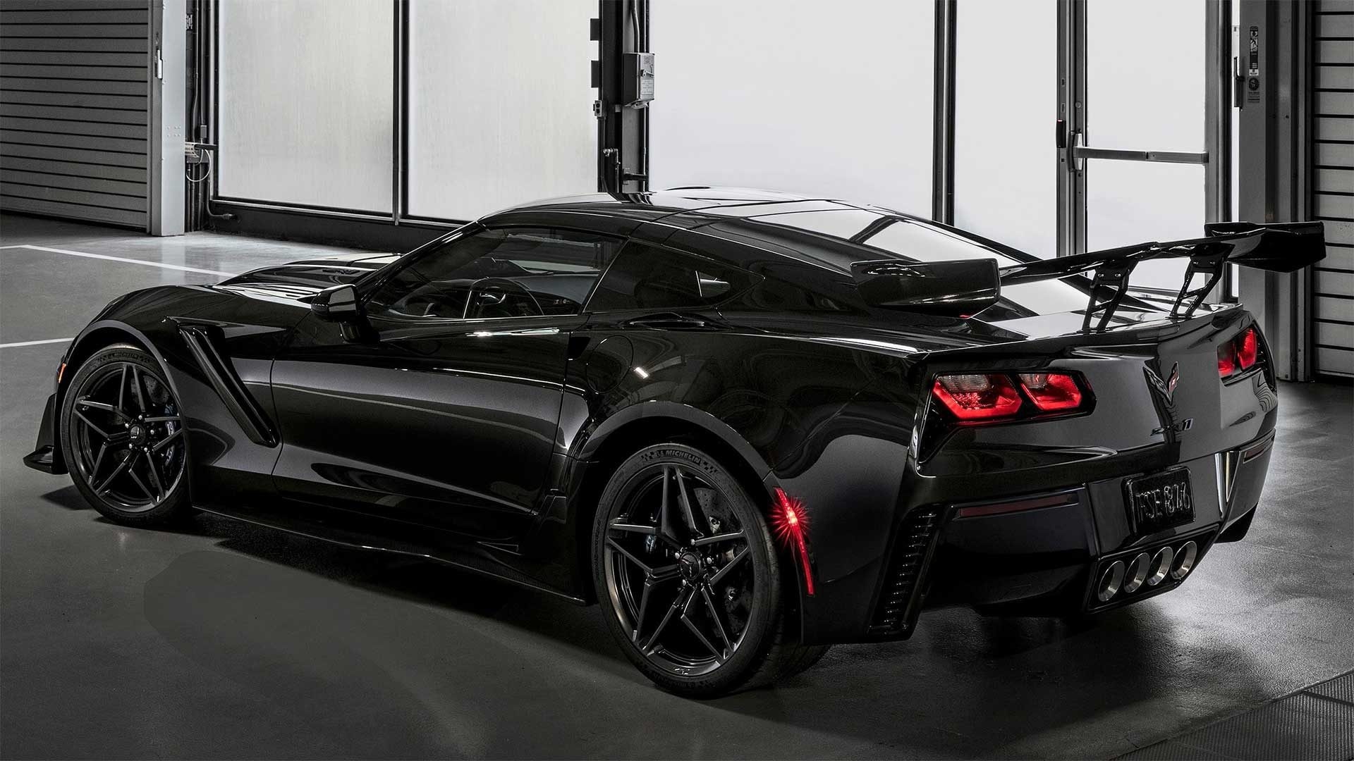 Multimatic | Hinge Systems